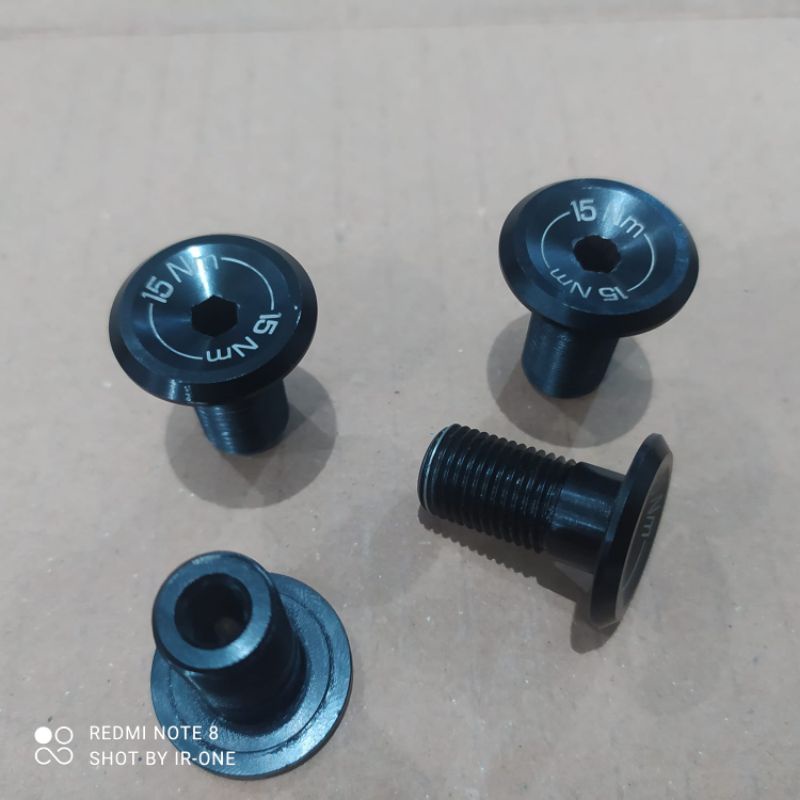 Jual Upper linkage bolt polygon siskiu N/T series bushing bolt shock ...