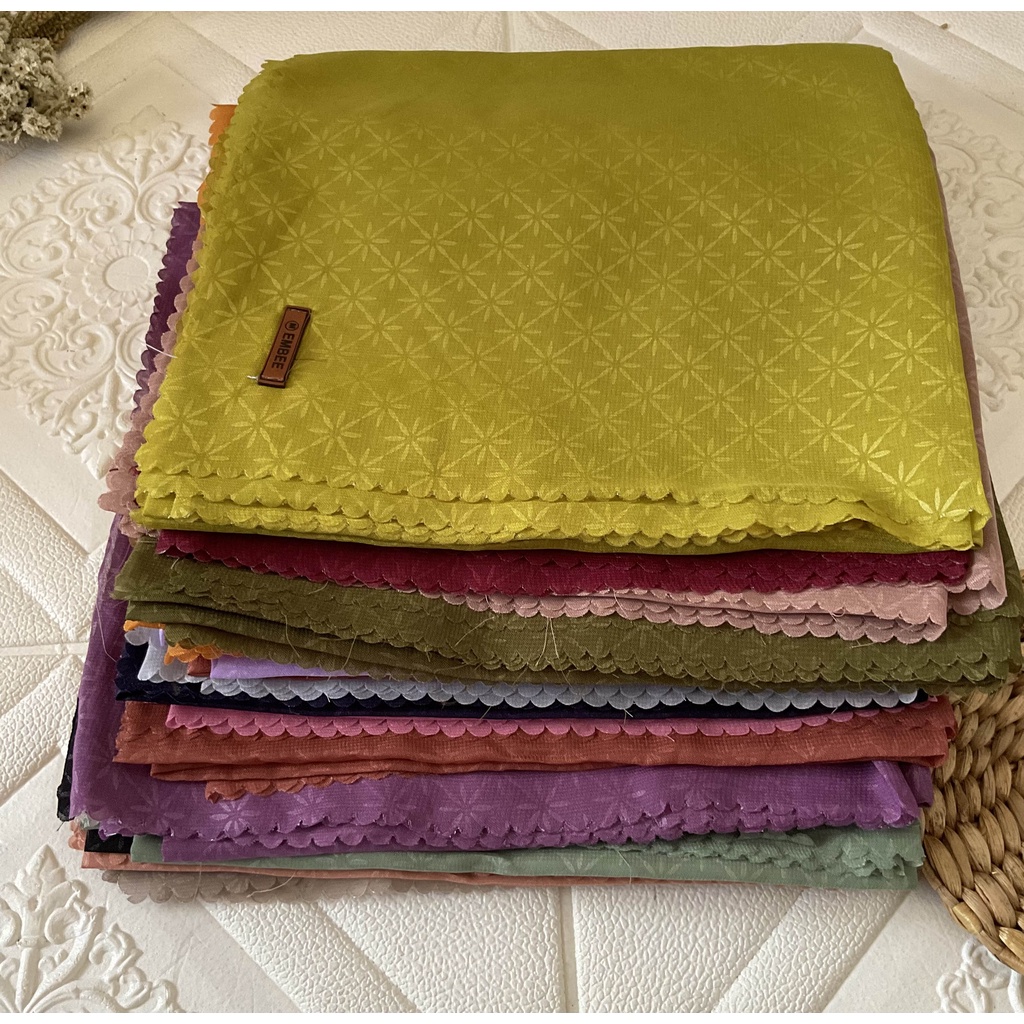 Jual Sumber Hijab Segi Empat Lasercut Hijab Emboss Jilbab Motif Embos ...