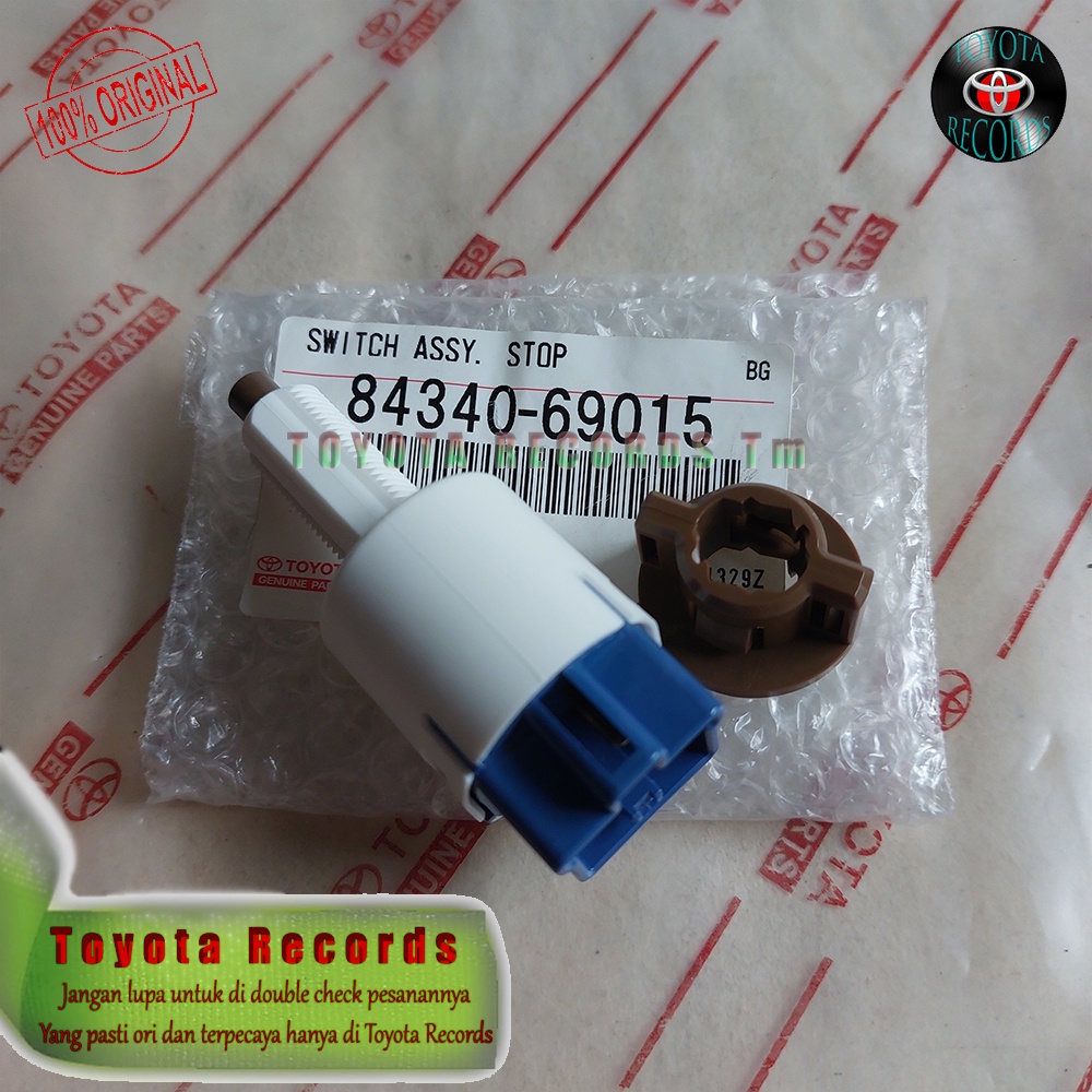 Jual Switch Stop Saklar Rem Camry 2006-2012 & Land Cruiser Prado ...