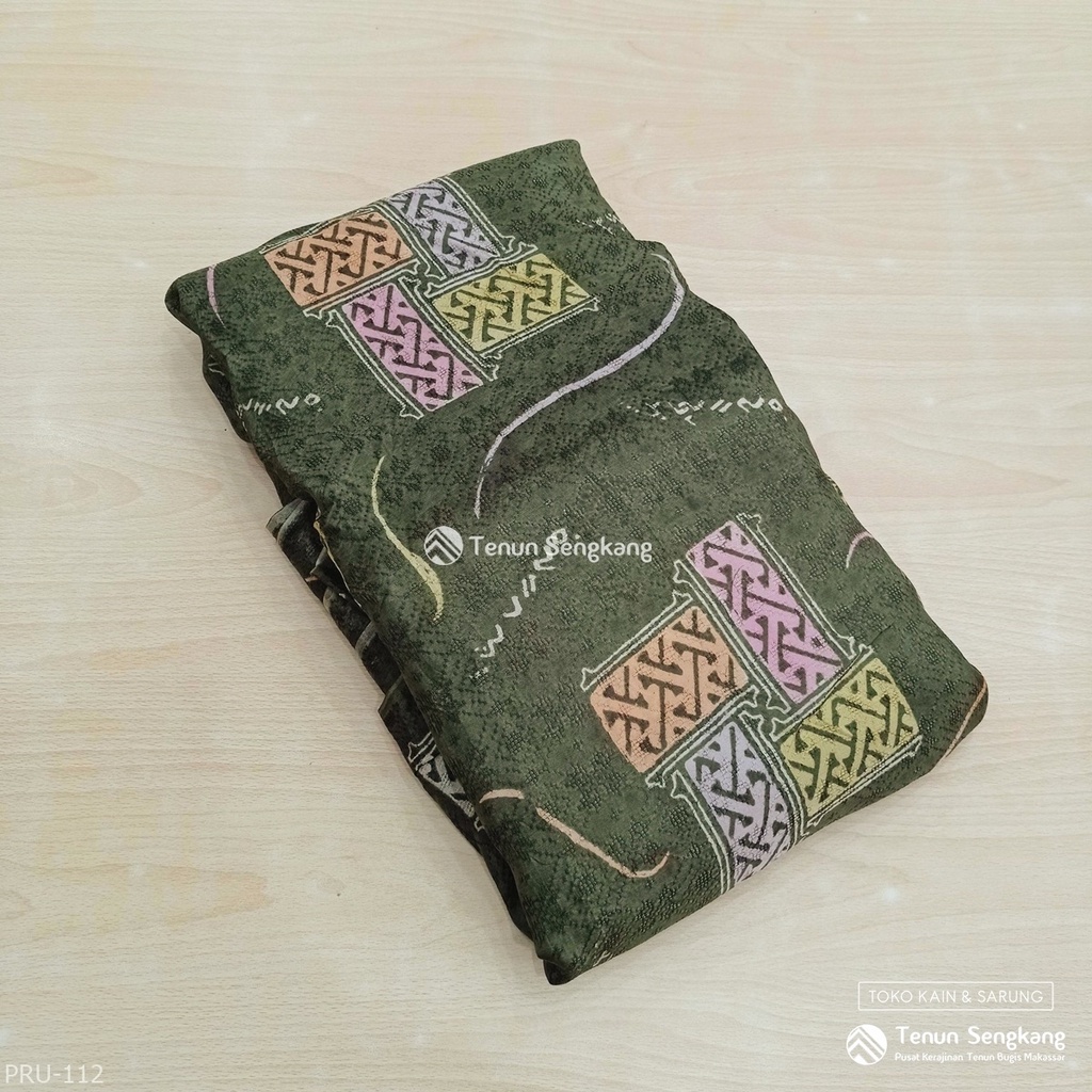 Jual Kain Tenun Dobby Batik Sutra Bugis Makassar Hijau - Tenun Sengkang ...