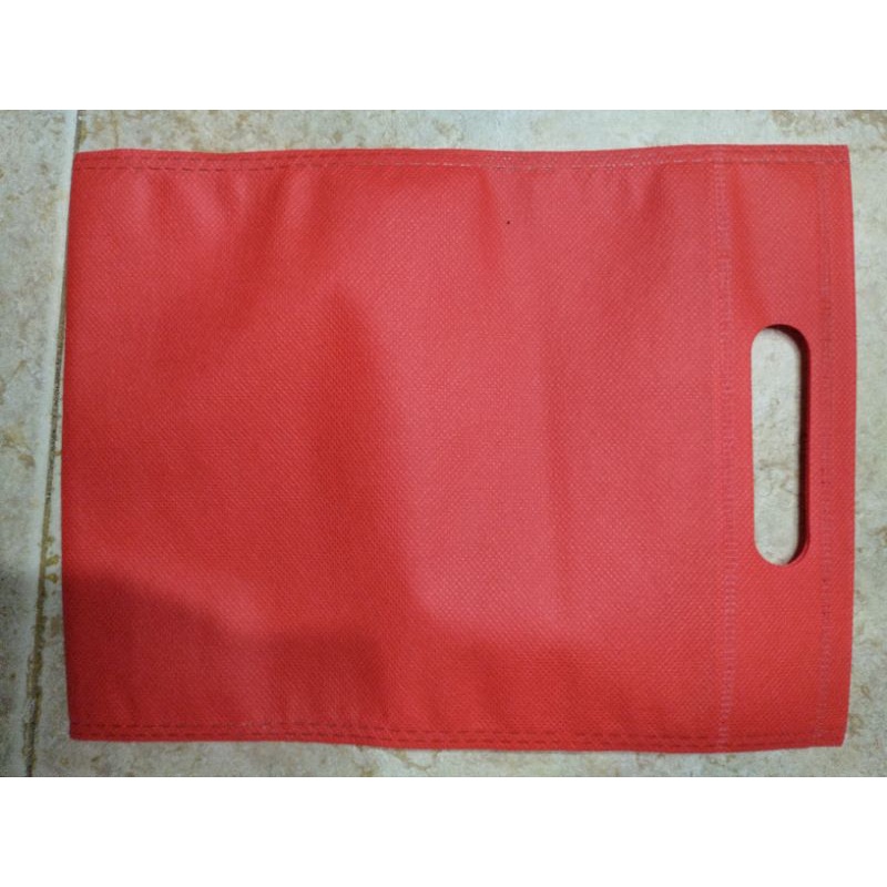Jual Tas spunbond - goodiebag oval - tas kain - tas oval - tas souvenir ...