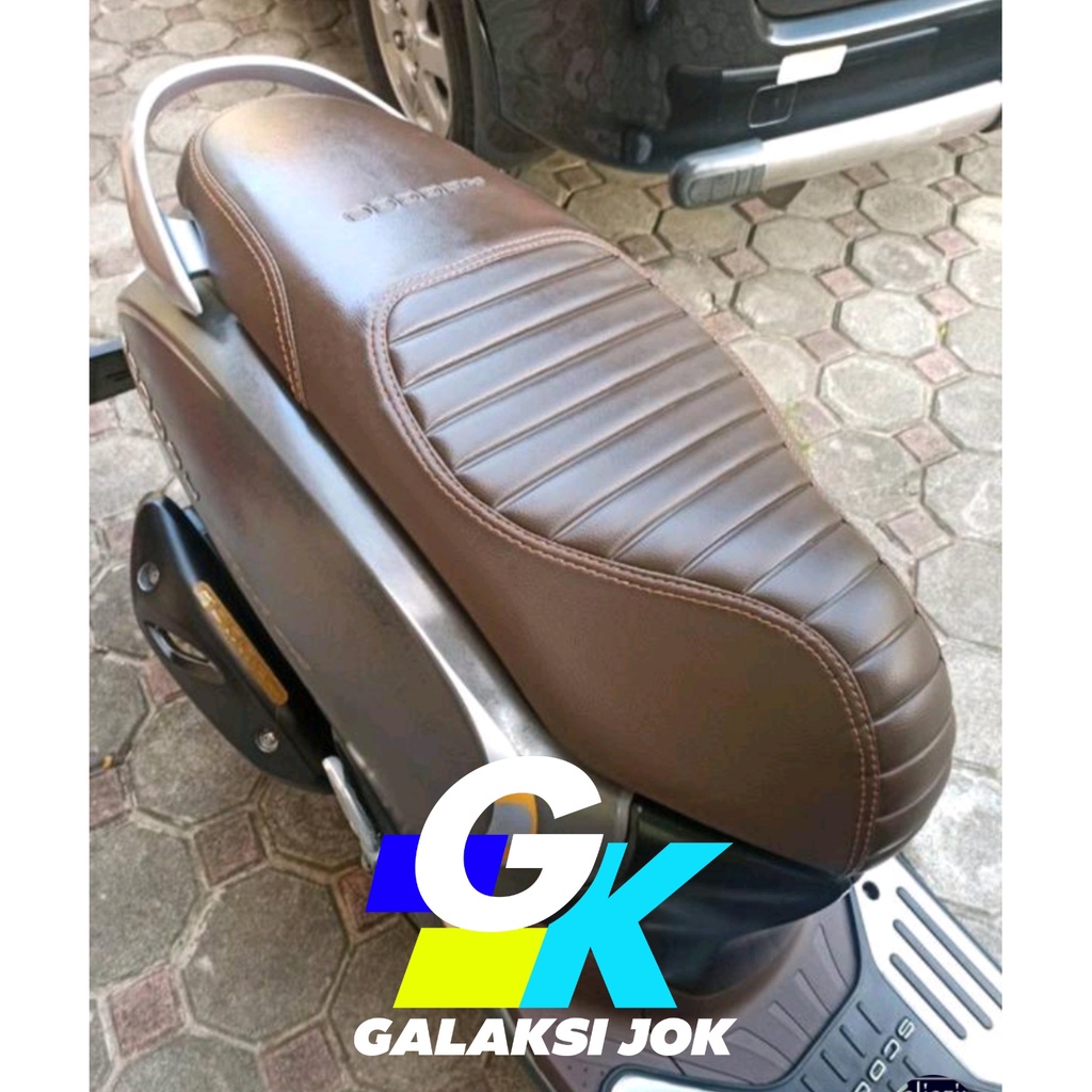 Jual Kulit Jok motor / Sarung Jok Motor Scoopy, Pcx, Nmax, Aerox, Vario ...