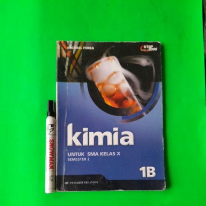 Jual Buku Kimia SMA Kelas 10 Semester 2 KTSP Michael Purba | Shopee ...