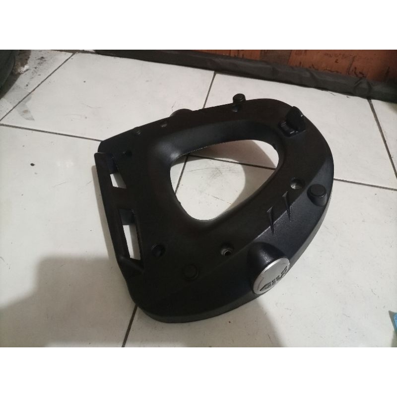Jual Baseplate Givi Kappa Tatakan box motor untuk E20 E19 E26 E33 E35 ...
