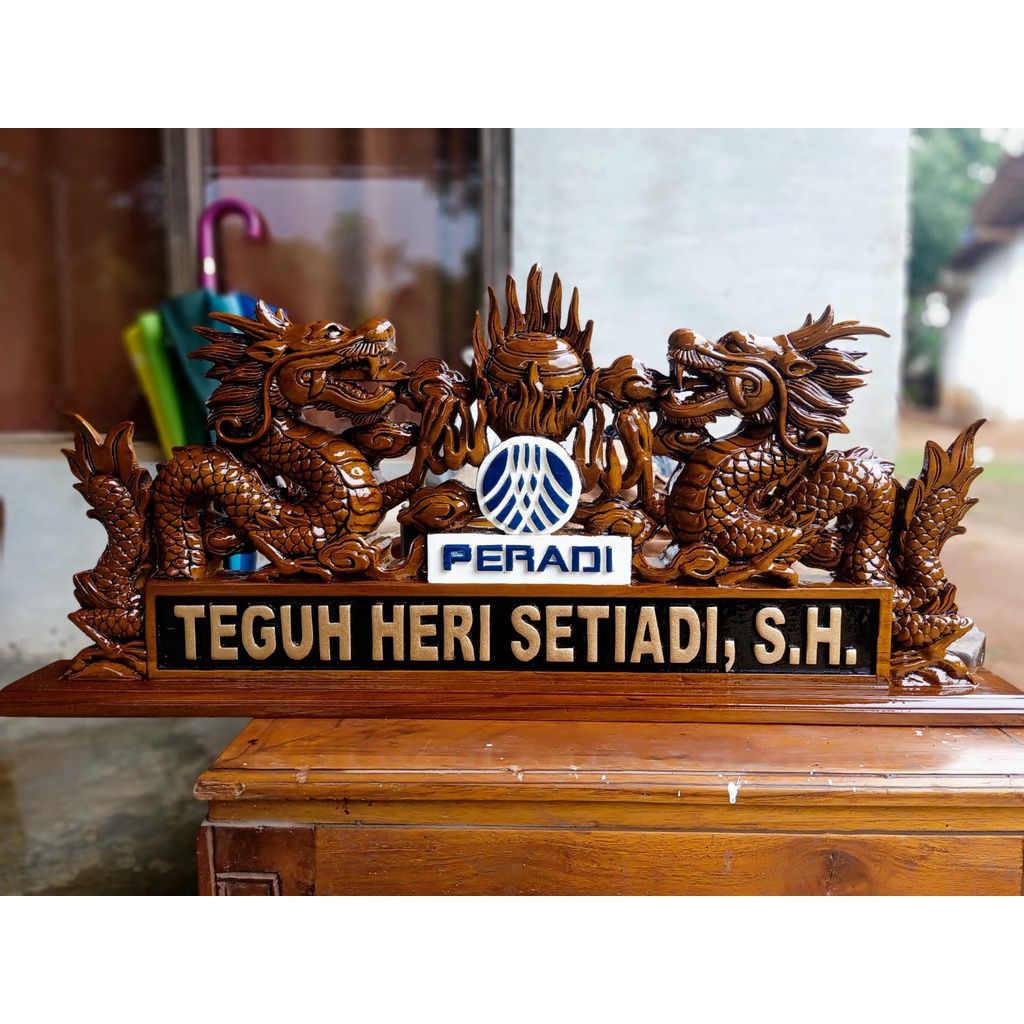 Jual PAPAN NAMA / PAPAN NAMA MEJA UKIR / PAPAN NAMA KAYU UKIR / PAPAN ...