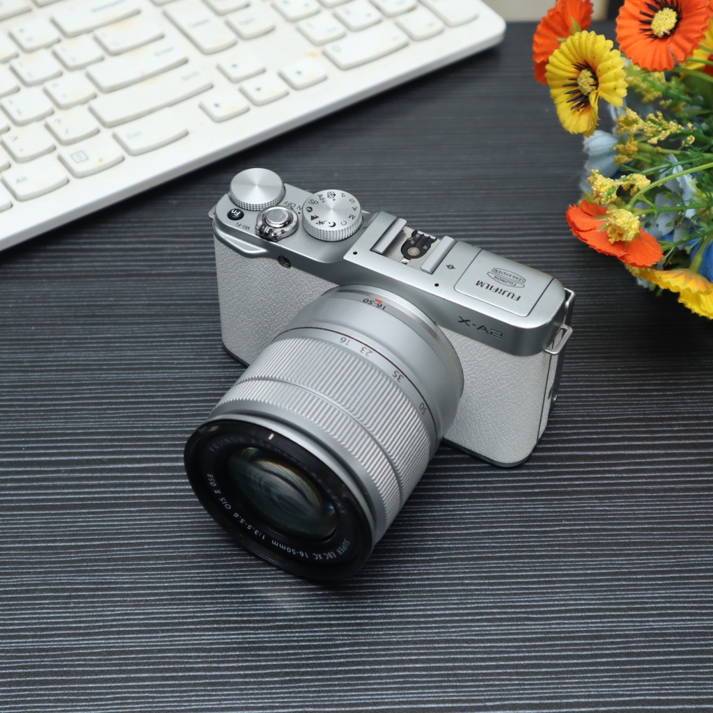 Jual Fujifilm XA2 Lensa Kit 16-50mm Kamera Mirrorless Original ...