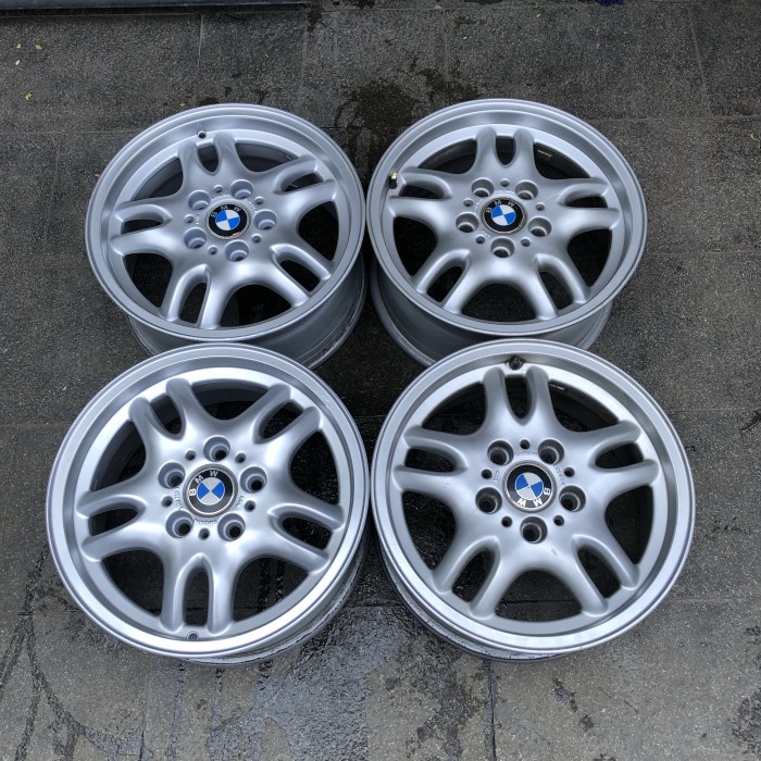 Jual Velg Original Part No. BMW E36 323i R16. Made in Italy. Pcd 5x120 | Shopee Indonesia