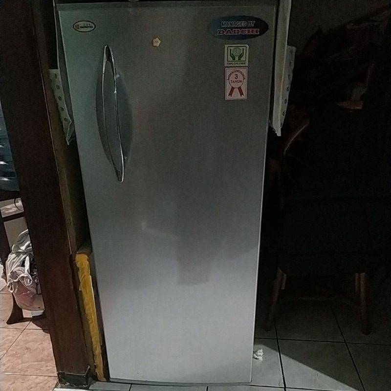 Jual Kulkas frezer semi froz kulkas asi set byset | Shopee Indonesia