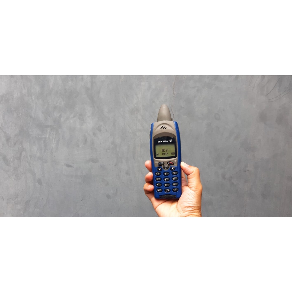 Jual HP Outdoor Ericsson R310s R310 Hiu Biru Langka Mulus ORI Spt R250 ...