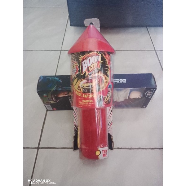 Jual mainan boom city racers stunt set and exclusive car merah original ...