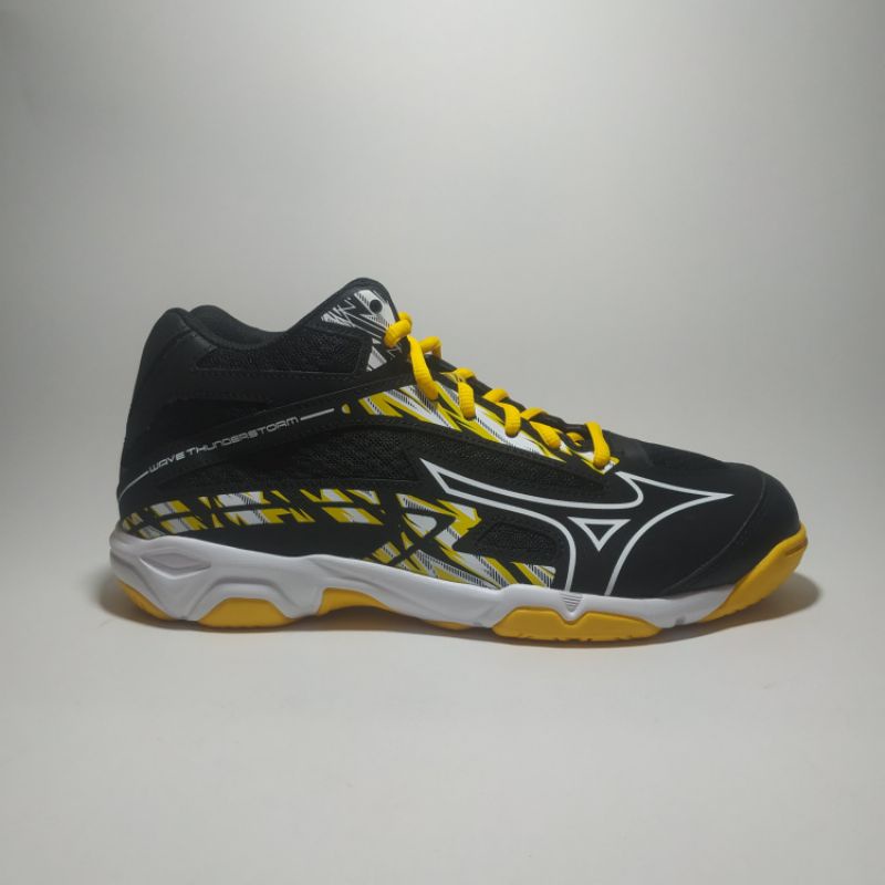 Jual Mizuno Sepatu Volley Wave Thunderstorm Mid/V1GA2221644/Black/White ...
