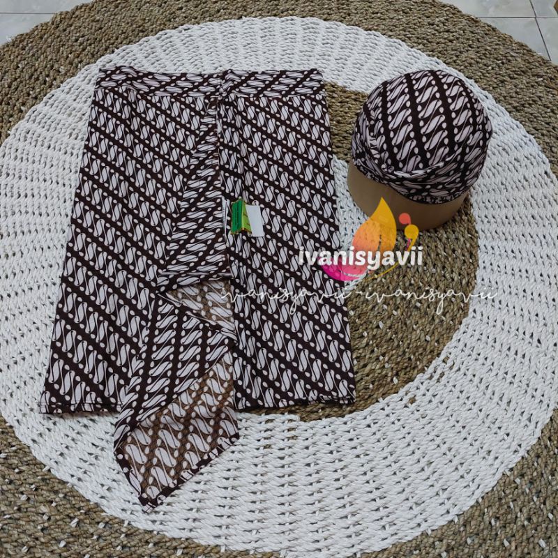 Jual 1 Set Sapit Urang + Blangkon, Motif Lengkap (Sembong/ Jarik Cowok ...
