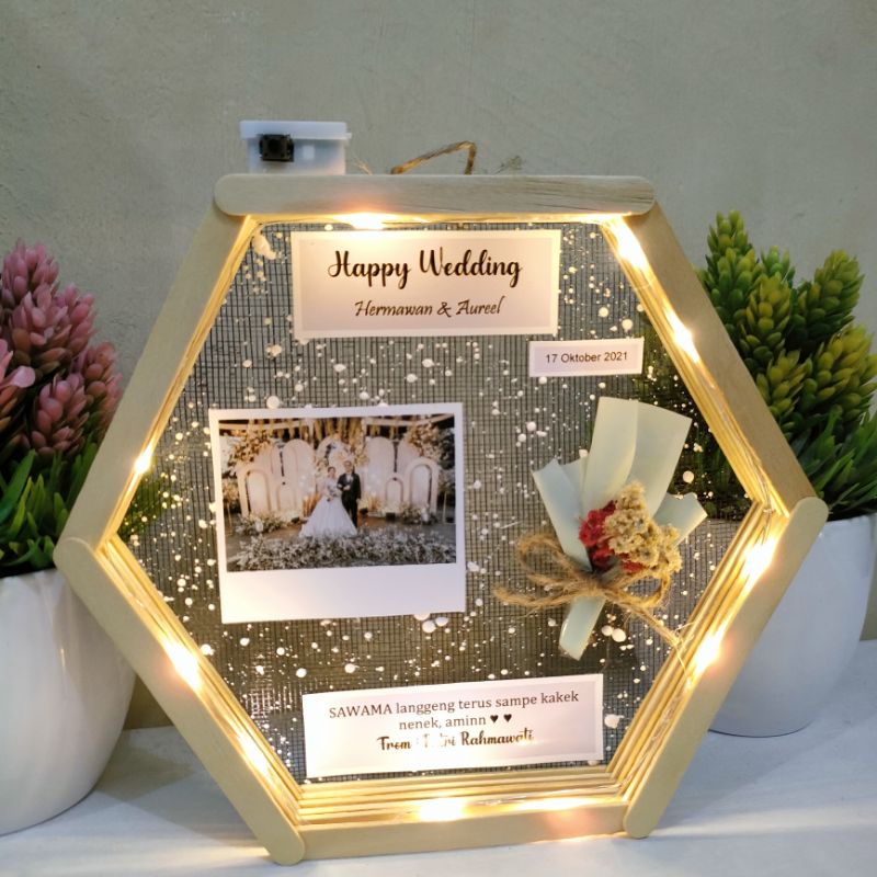 Jual Hexa flower in frame/kado unik/kado pernikahan/kado ulang tahun ...