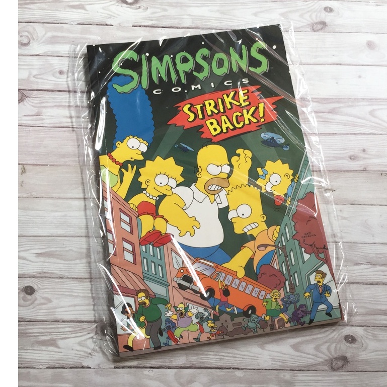 Jual BBW Simpsons Comics Strike Back | Shopee Indonesia