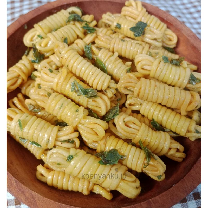 Jual Mie Gulung Mie Uwel Jajanan Cemilan 500 gr | Shopee Indonesia