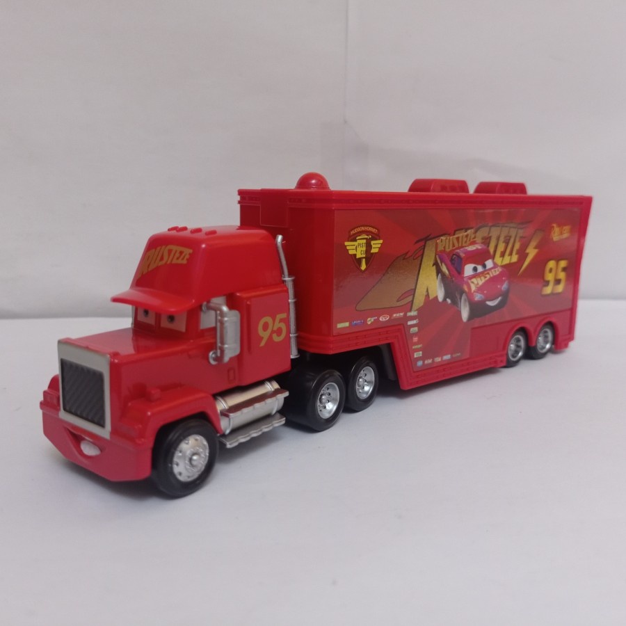Jual Mainan diecast mobil mack truck transporter 95 lighting McQueen ...