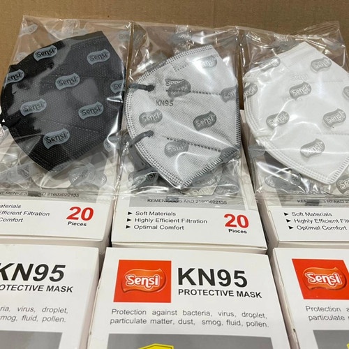 Jual Masker Sensi KN95 6ply Warna Hitam isi 20 | Shopee Indonesia