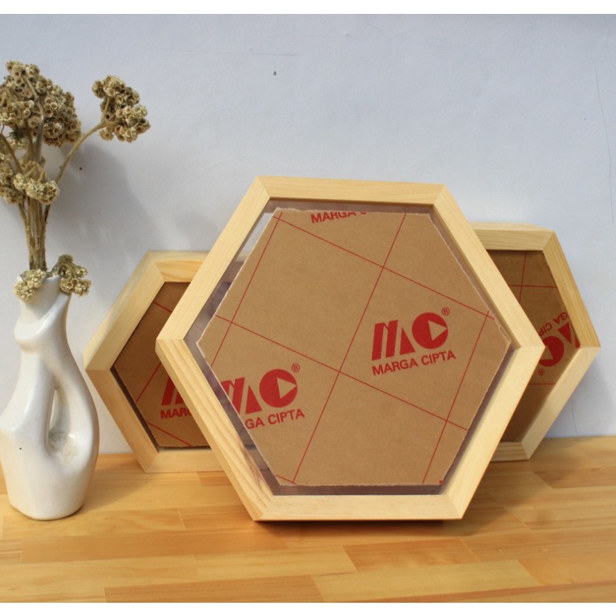 Jual Pigura/Bingkai kayu Mahar 3D Bentuk Heksagonal D40cm + kaca akrilik | Shopee Indonesia