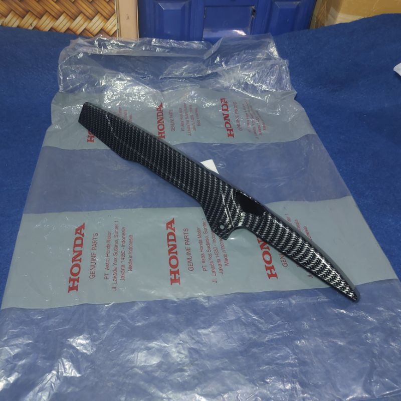 Jual Tutup Rantai Blade Revo Abs 110 Fi Supra X 125 2014 4051AK41N00 ...