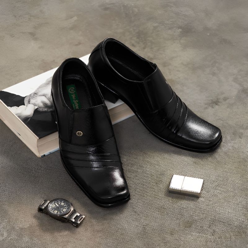 Jual Sepatu Pantofel Pria Kulit Asli YALBARNEET 235 pantopel Kantor ...