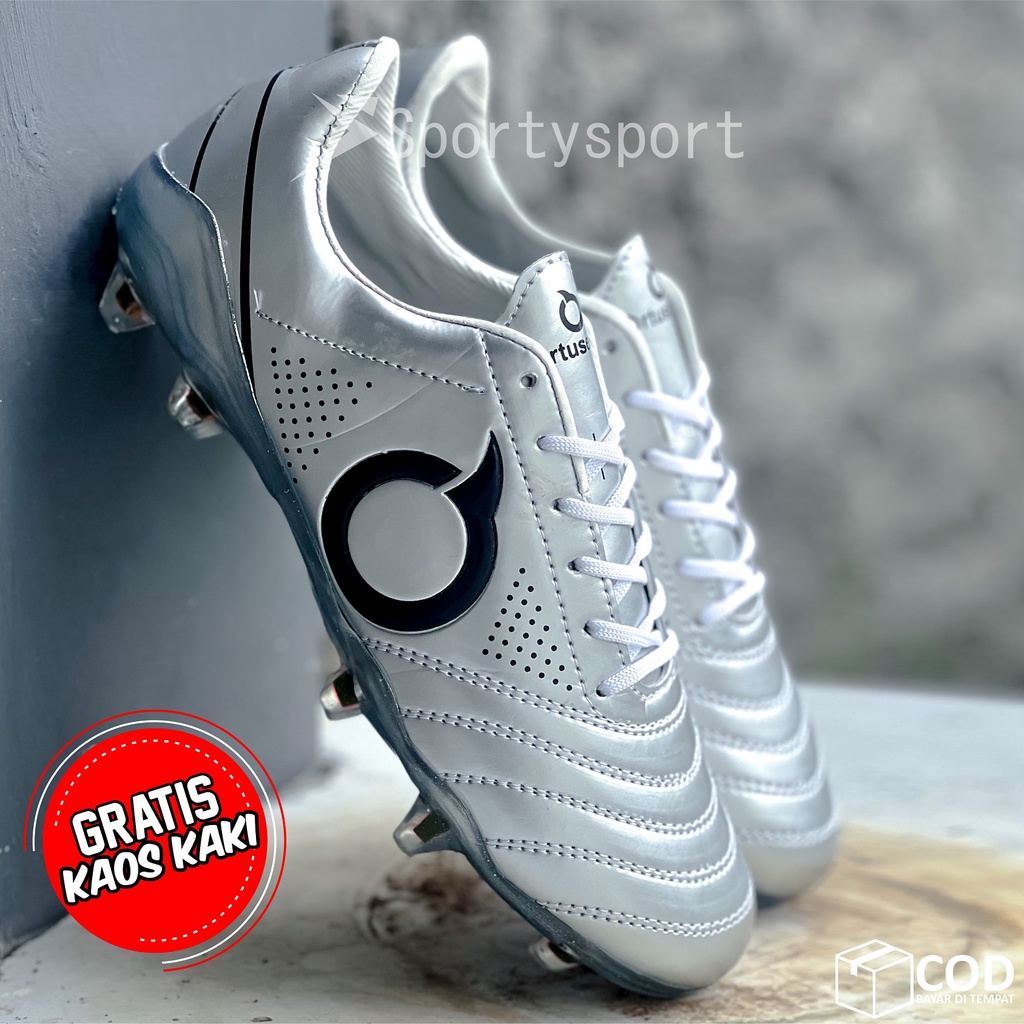 Jual SEPATU BOLA PREMIUM Rp 79.999 SAJA FREE KAOS KAKI. Sepatu Bola ...