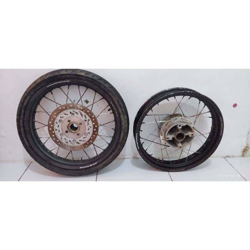 Jual Velg Set CB150R Old, Jari-Jari Tapak Lebar RING 17 250-300 INCH ...