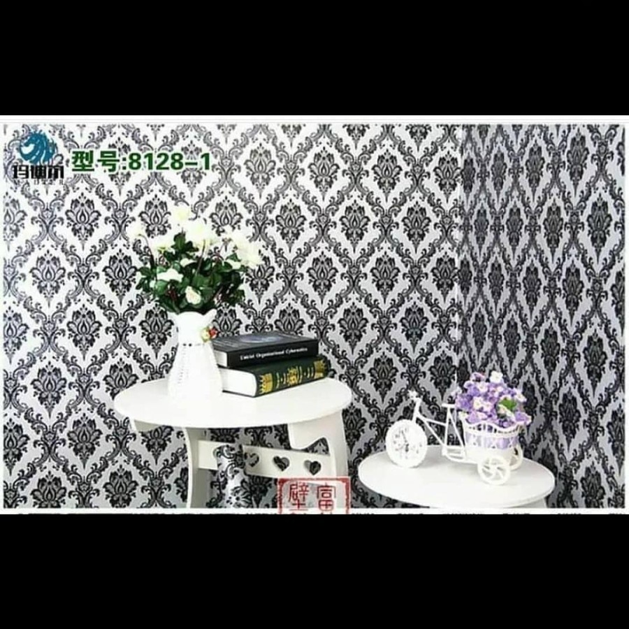 Jual WALLPAPER STIKER DINDING SERAT KAYU HITAM POLOS | Shopee Indonesia