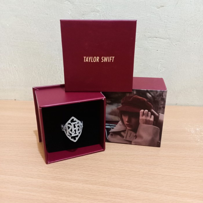 Jual Taylor Swift Red Taylor'S Version Tv Ring Official Merch Merchandise | Shopee Indonesia