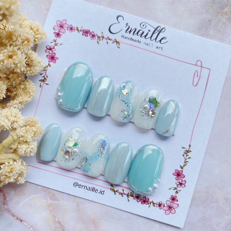 Jual Press on nails baby blue | handmade nail art biru | Shopee Indonesia