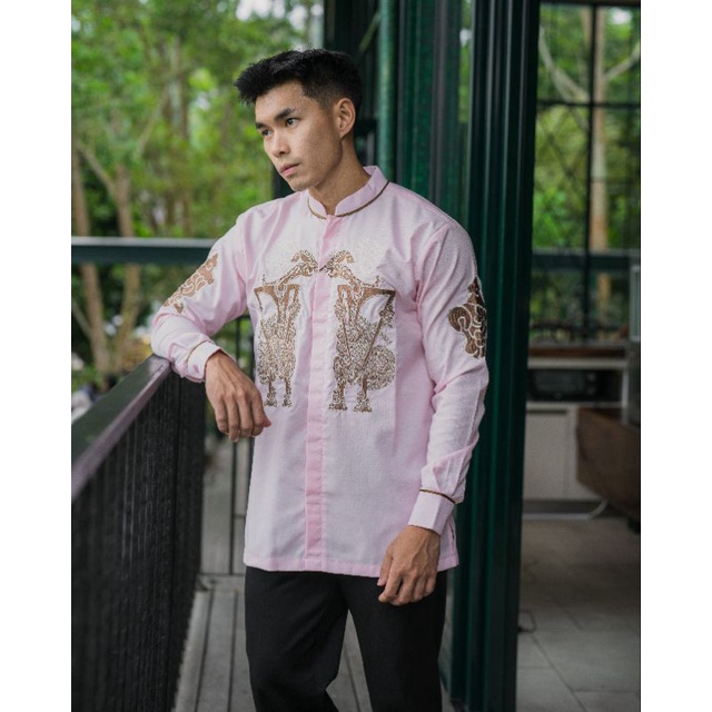 Jual Kemeja Bordir Pria NUC.ID Nakula 01 (Soft Pink) | Shopee Indonesia
