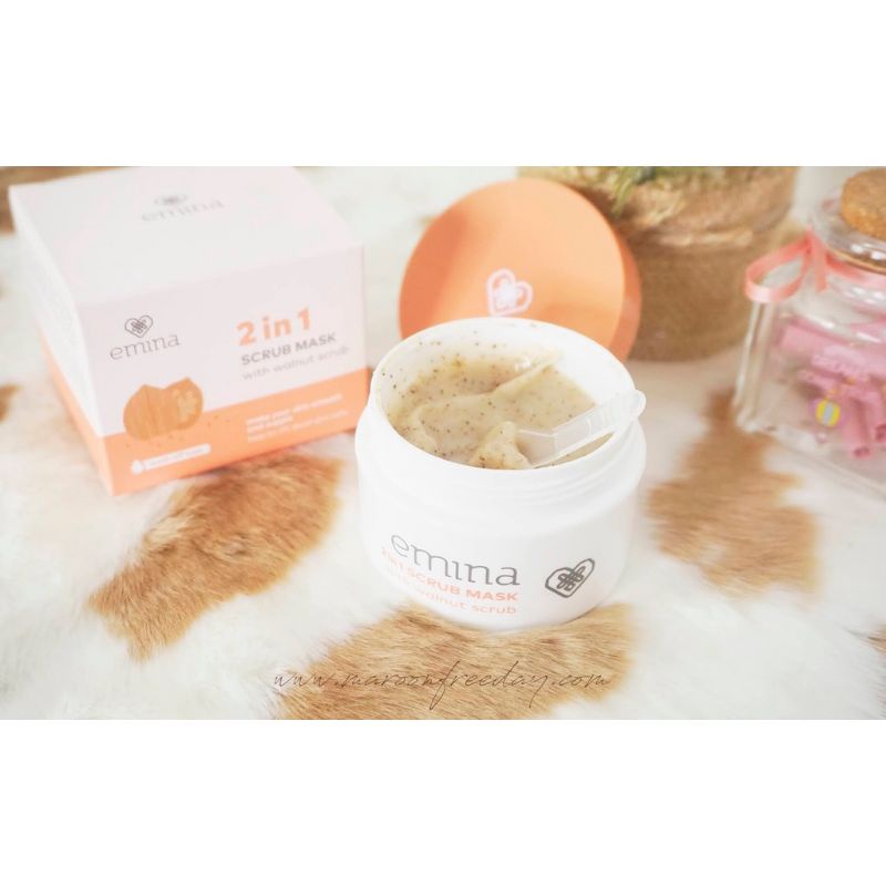 Jual EMINA 2IN1 SCRUB MASK WITH WALNUT | Shopee Indonesia