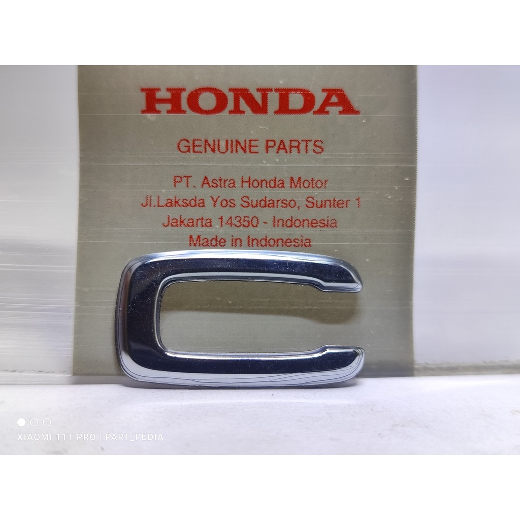 Jual Emblem Scoopy 2021 - 2022 3D satuan ( huruf C ) Silver Original ...