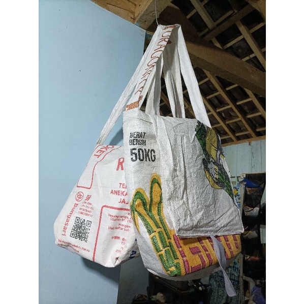 Jual tas karung jumbo / tas slempang / tas bagor | Shopee Indonesia