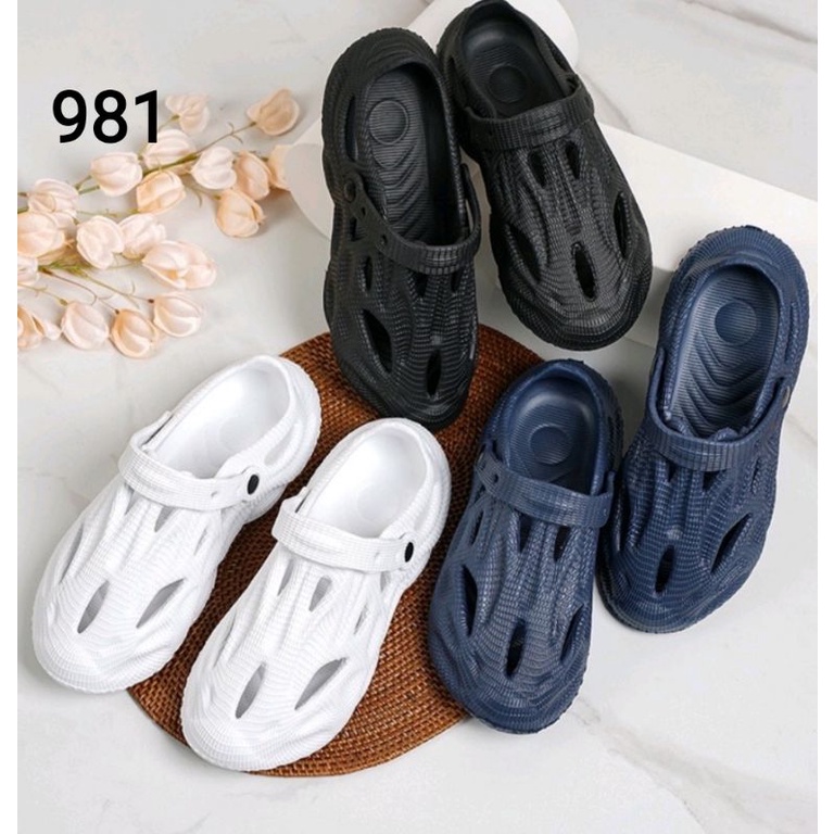 Jual Sepatu Karet Pria Dewasa, Sepatu Sandal Clogs Screamer, Sandal ...