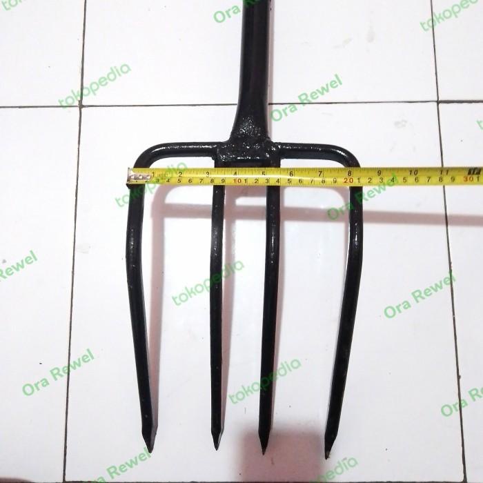 Jual Garpu Tanah Injak 4 Mata - Garpu - Sekop - Cangkrang - Garpu Tanah ...