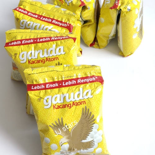 Jual KACANG ATOM GARUDA PER BUNGKUS PER RENCENG ISI 10 SACHET / PCS ...