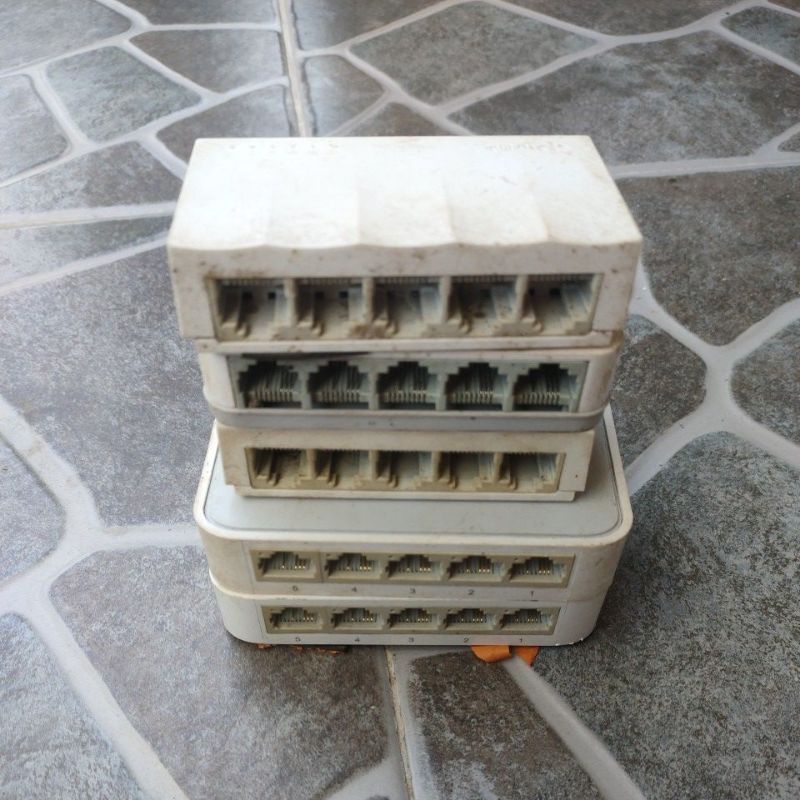 Jual switch hub 5 Port second bekas | Shopee Indonesia
