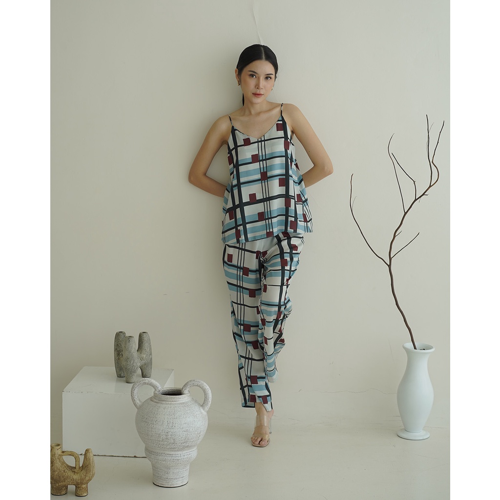 Jual TUI X LR - KEIA BASIC TANK | Shopee Indonesia