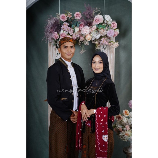 Jual [1 Set, HT/HBD03C] Baju Prewed Adat Jawa - Solo / Model Hewes ...