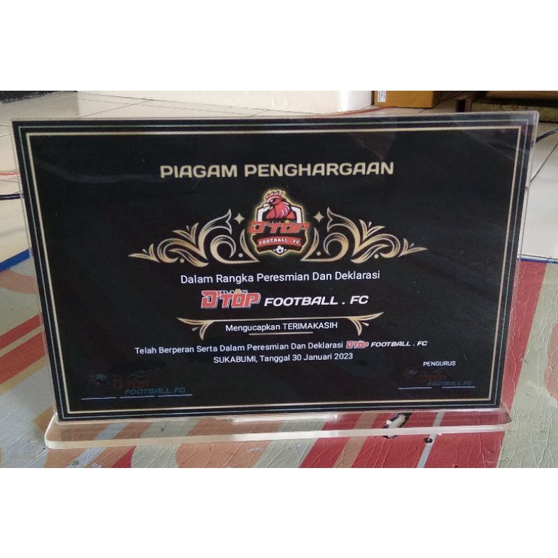Jual plakat piagam akrilik | Shopee Indonesia