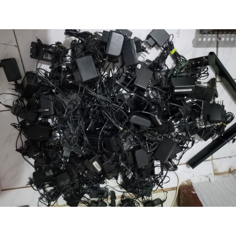 Jual adaptor modem router stb cctv 12v 1a atau 12v 2a atau 9v 0.5a ...