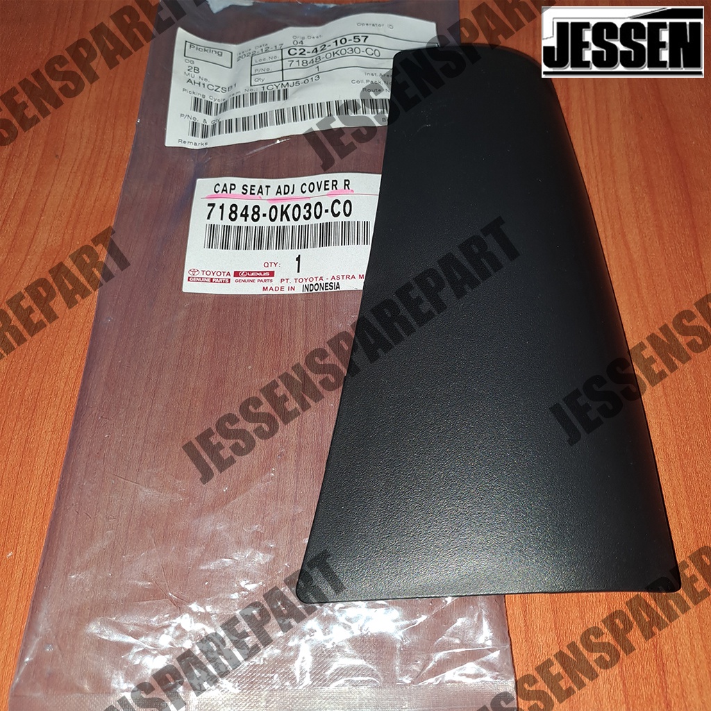 Jual Cover Tutup Jok Belakang Innova Reborn Fortuner VRZ Kanan 71848 ...