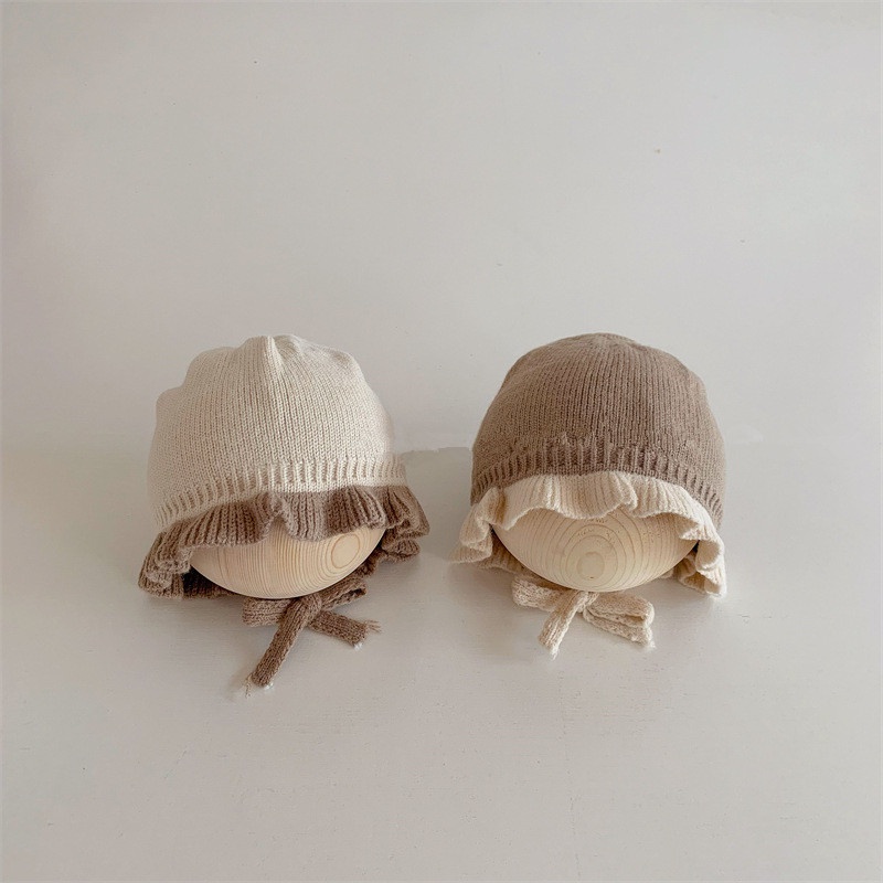 Jual MINICUTE x naughtybebe - Baby Bonnet with Frills / Topi Bonnet ...