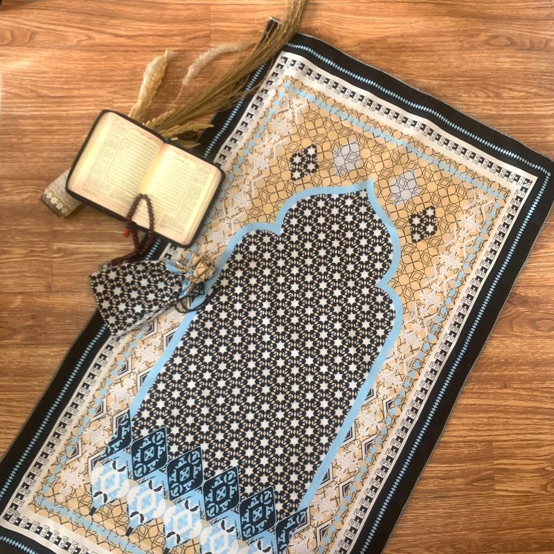 Jual NUZ Sajadah Travel Sejadah Traveling pouch souvenir umroh Sajadah ...
