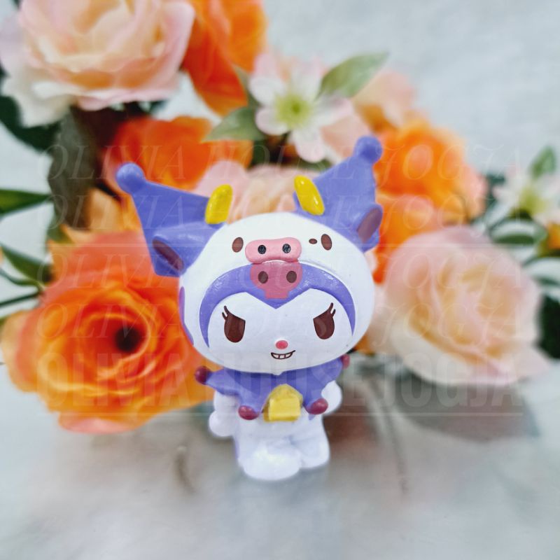 Jual Action Figure Kuromi Kostum Sapi Cake Topper Kuromi White Cow ...