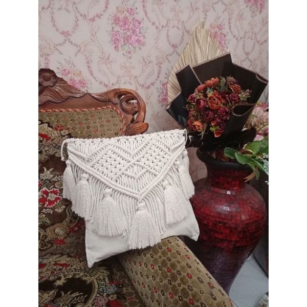 Jual macrame sarung bantal ukuran 40x40 broken white | Shopee Indonesia