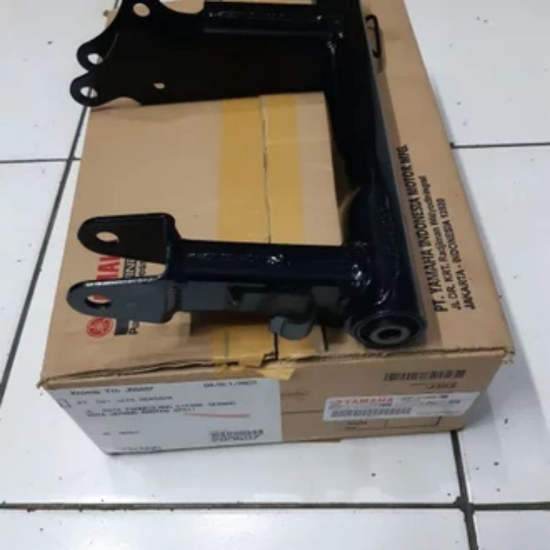 Jual BRACKET ENGINE MOUNTING ENGINE BRACKET COMP ORIGINAL YAMAHA NMAX ...