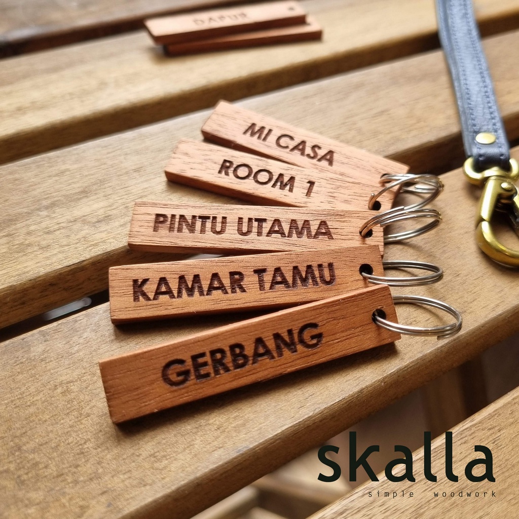 Jual merkki gantungan tag kunci kayu label nama key ring name tag logo ...