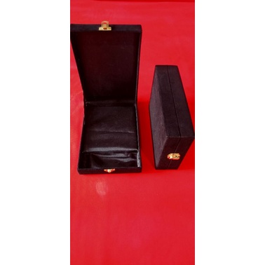 Jual Box plakat kotak plakat kotak beludru box vandel | Shopee Indonesia