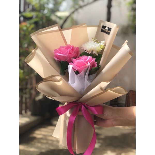 Jual Buket Bunga Artificial | bunga Wisuda| FREE KARDUS| Hadiah Ulang ...